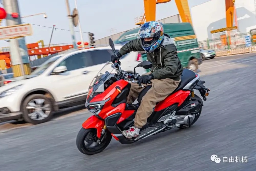 2022 Longjia XDV250i (China) – Arena Motosikal
