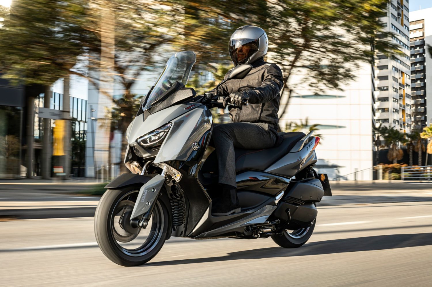 2022 Yamaha XMAX 300 Tech MAX – Arena Motosikal