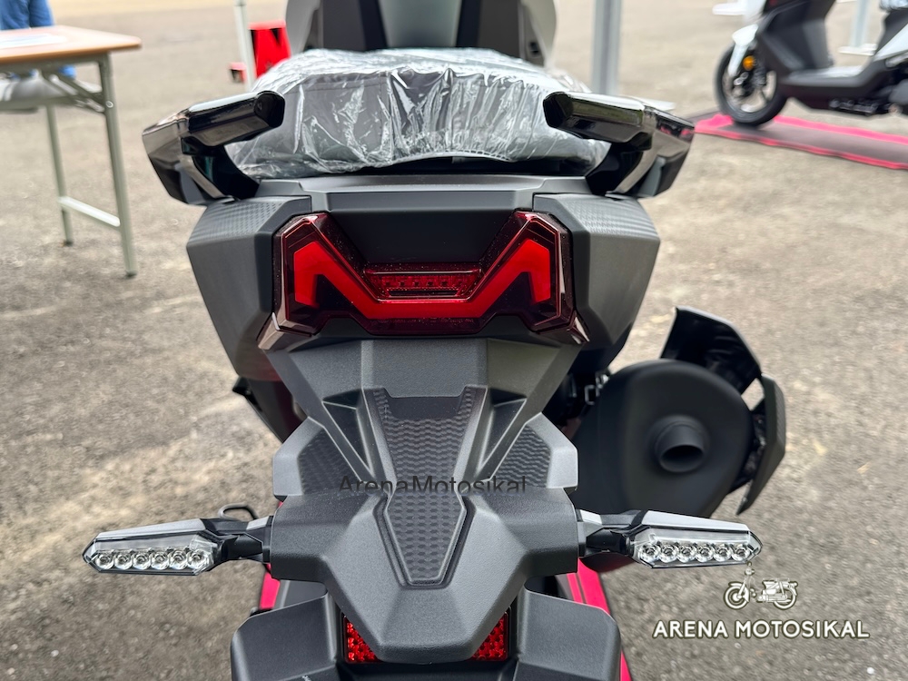SYM ADXTG400 Adventure Scooter Arena Motosikal – 29 – Arena Motosikal