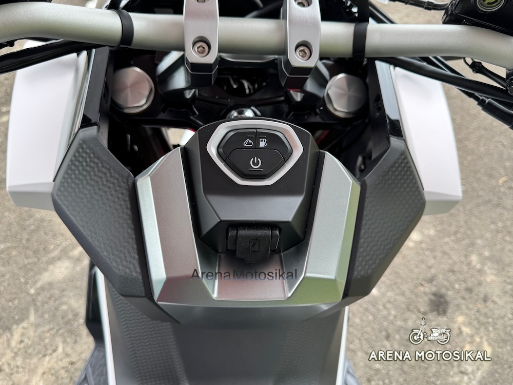 SYM ADXTG400 Adventure Scooter Arena Motosikal – 48 – Arena Motosikal
