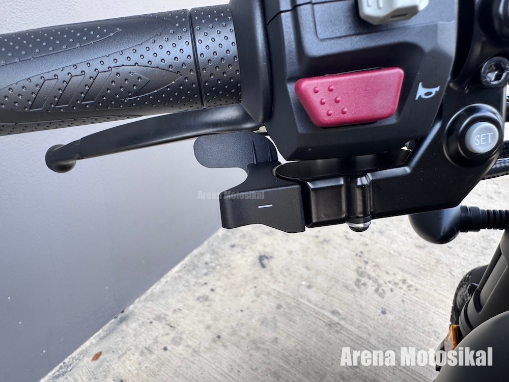 QJMOTOR SRV 250 AMT (2025): Cruiser dengan kotak gear Auto-Manual ...