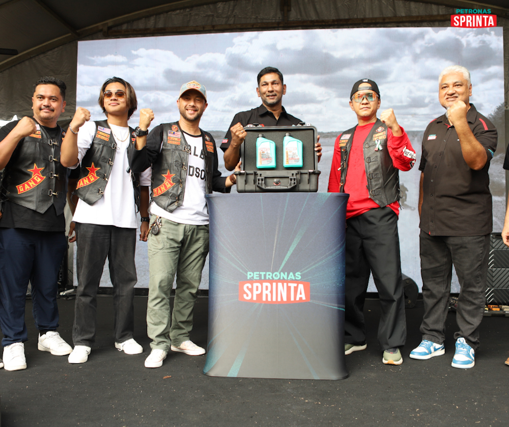 PETRONAS Sprinta F900HD dirumus khas untuk perlindungan terbaik enjin ...