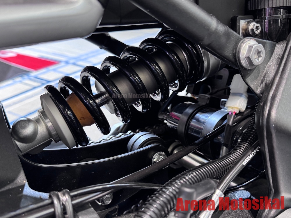 QJMOTOR SRK 250 RD – 7 – Arena Motosikal