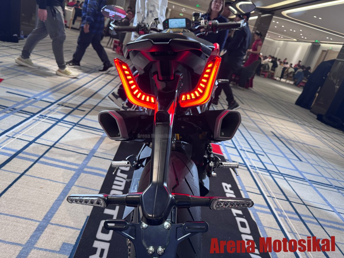 QJMOTOR SRK 921 – 19 – Arena Motosikal