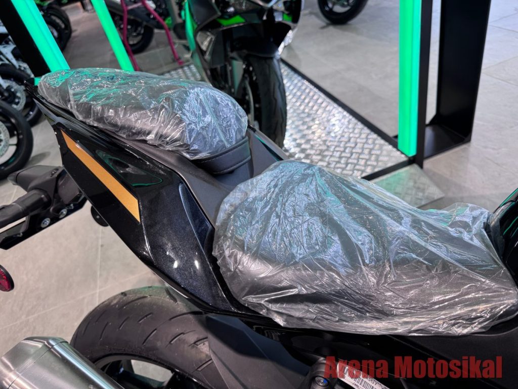 Modenas Kawasaki Ninja ZX-4RR SE – 26 – Arena Motosikal